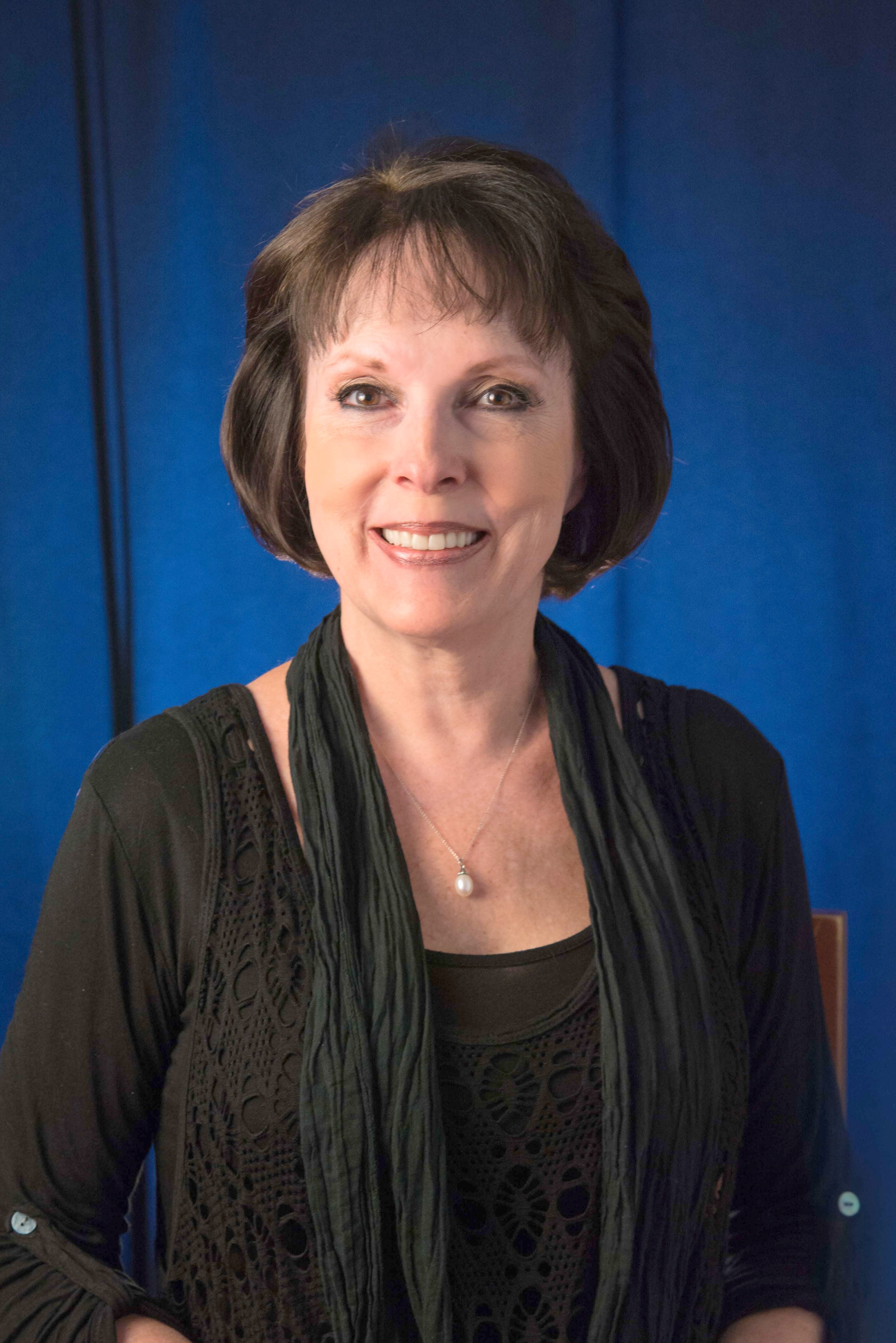 Cyrus Webb Presents… “Take Ten” with Author/Therapist Holli Kenley ...