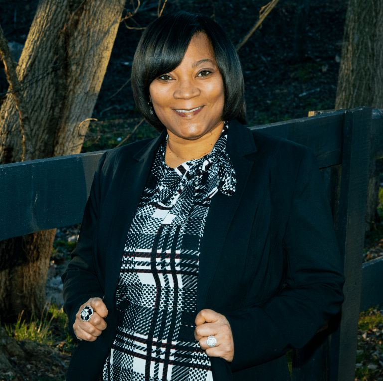 Author Interview with Charliese Brown Lewis – Write 2 Be Magazine